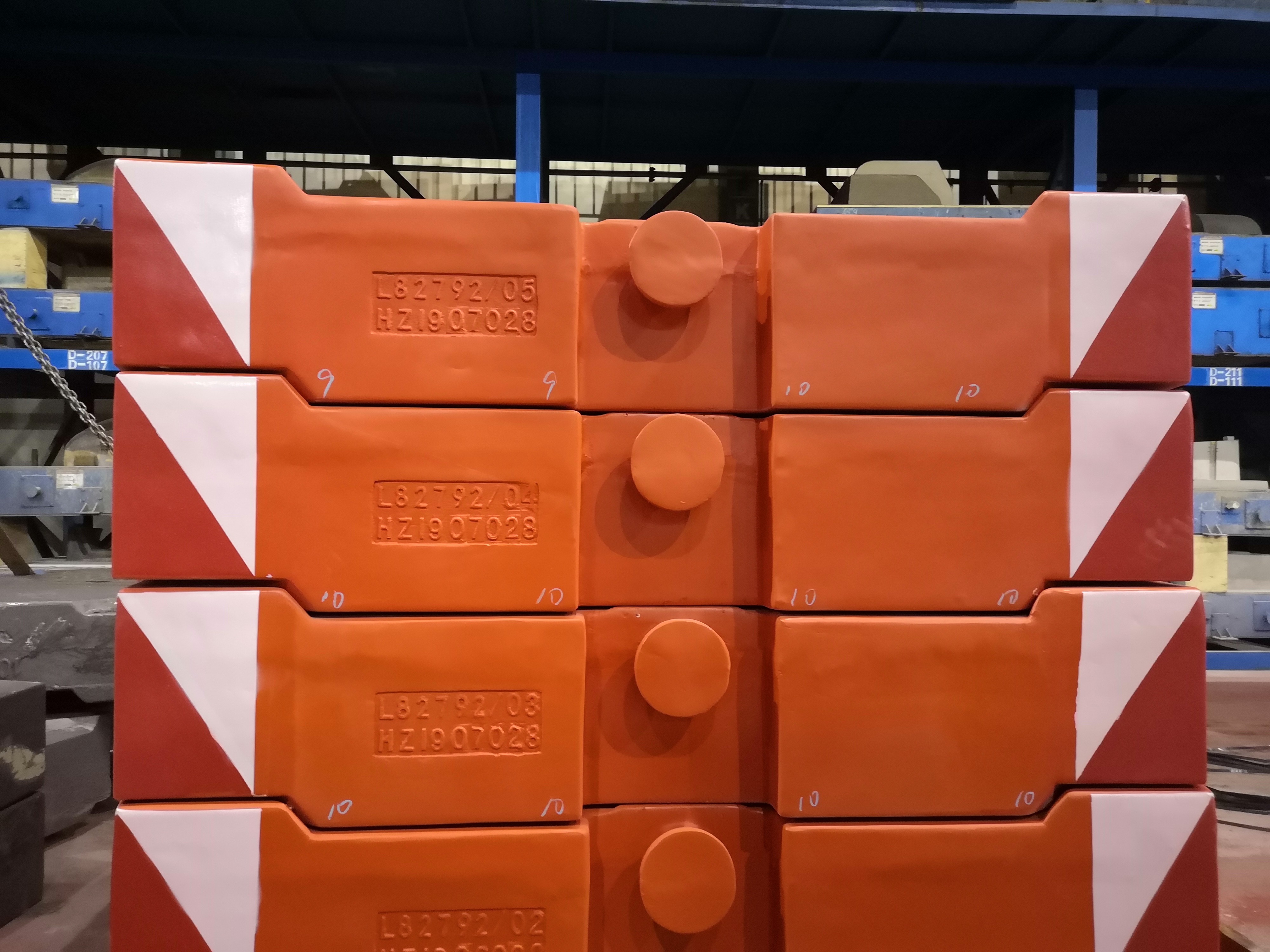 Counterweight 10000kg With Shot Blast For Liebherr Crane / Polishing ...